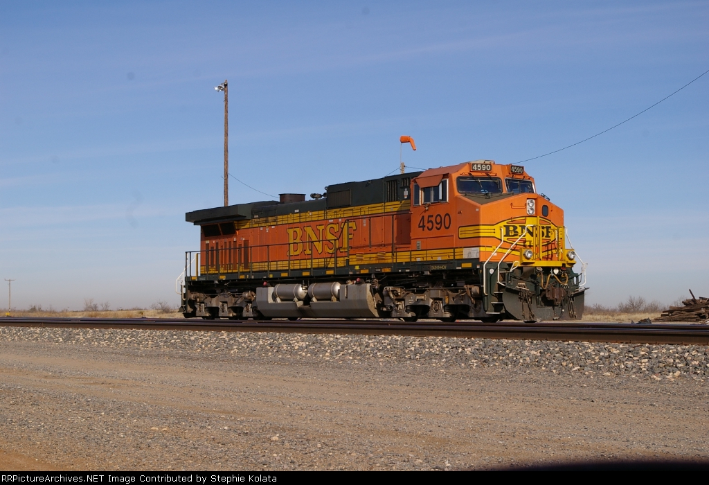 BNSF 4590